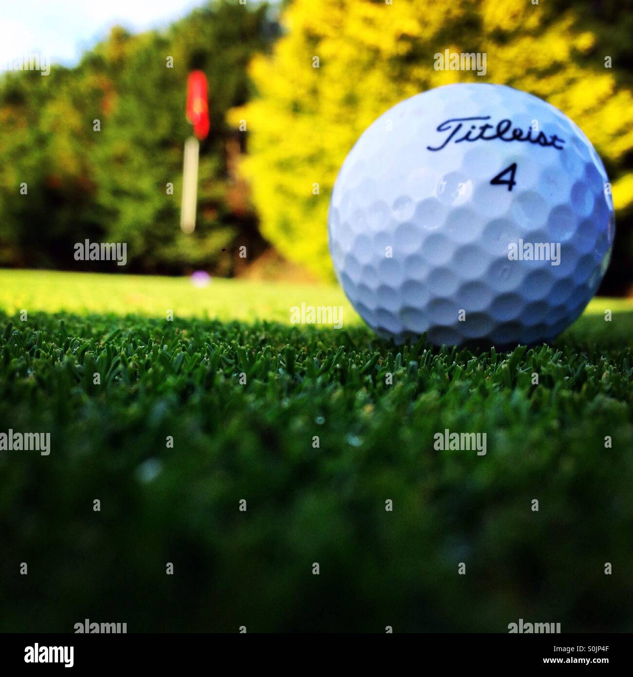 Golf club pitch hi-res stock photography and images - Alamy
