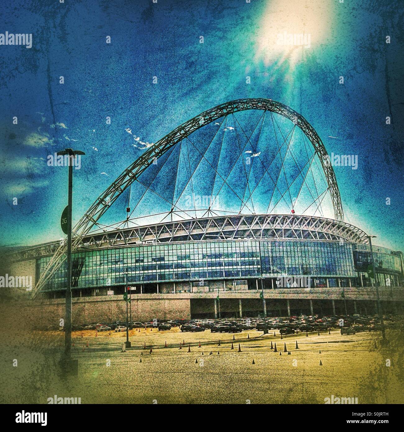 Retractable roof stadiums hi-res stock photography and images - Alamy