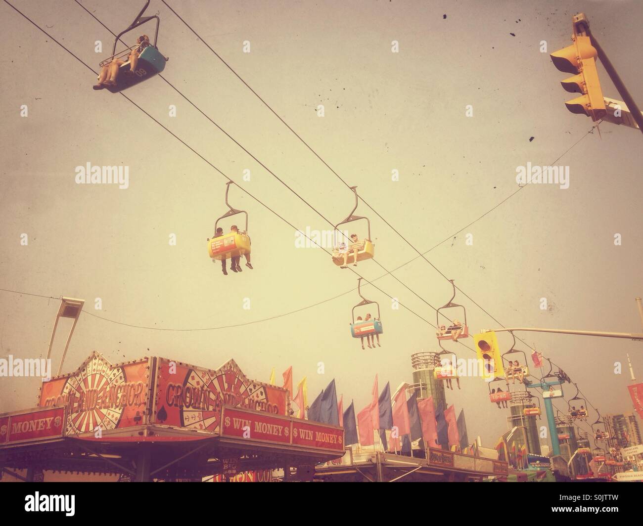 Car sky hi-res stock photography and images - Alamy