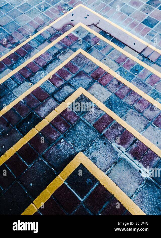 Nested shapes hi-res stock photography and images - Alamy