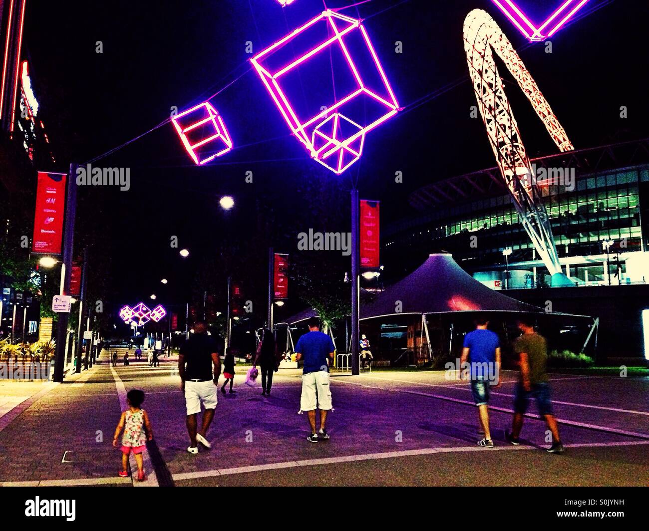 Uk north london wembley stadium hi-res stock photography and images - Alamy