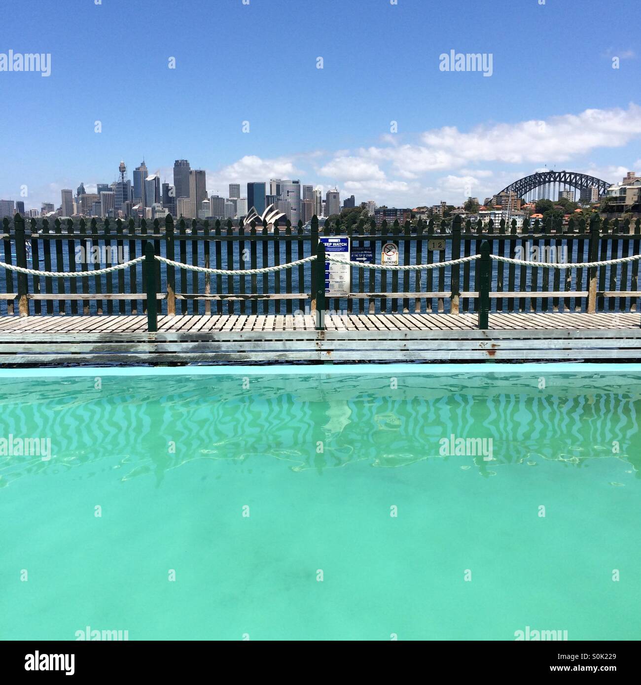 Sydney bridge pool hi-res stock photography and images - Alamy