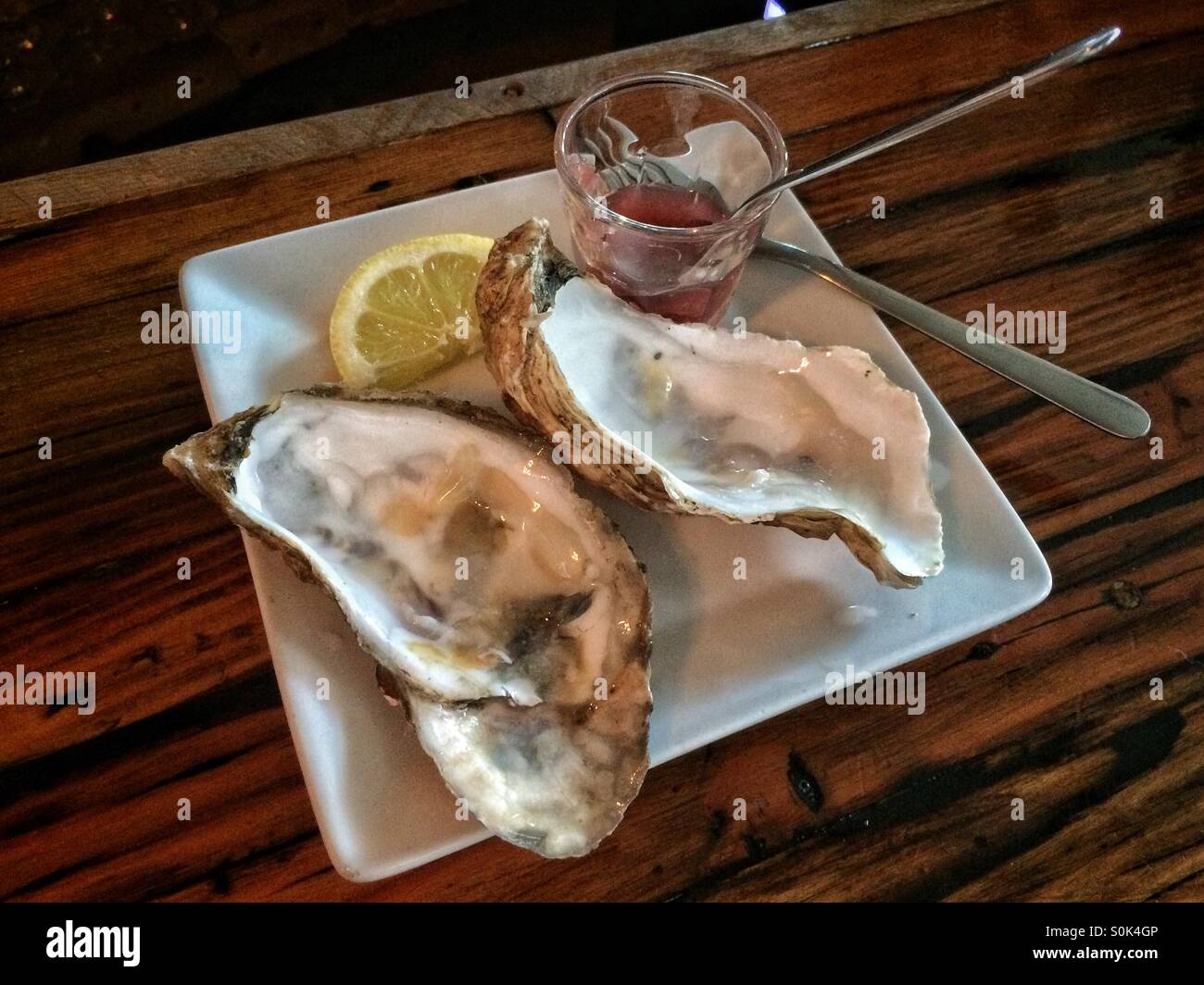 Oysters on the half shell hi-res stock photography and images - Alamy