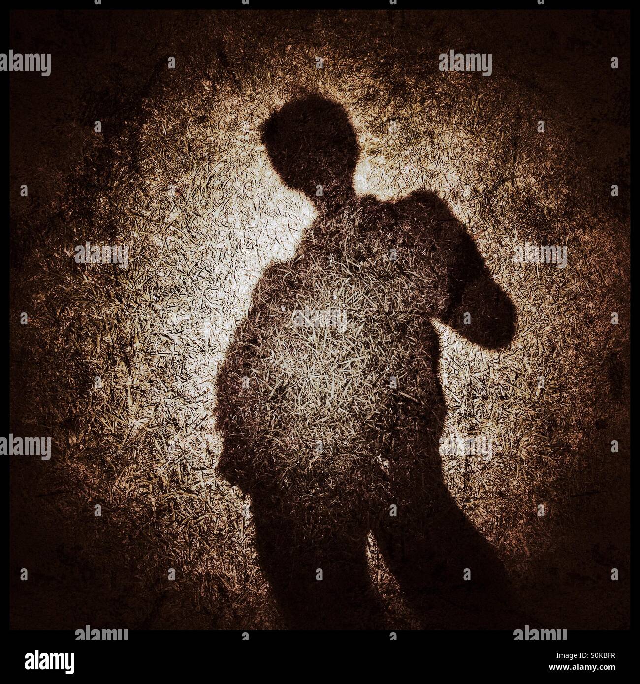 Shadowy figure hi-res stock photography and images - Alamy