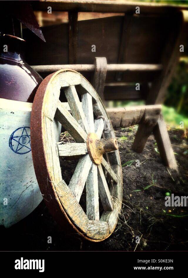 Jug & wheel Stock Photo - Alamy