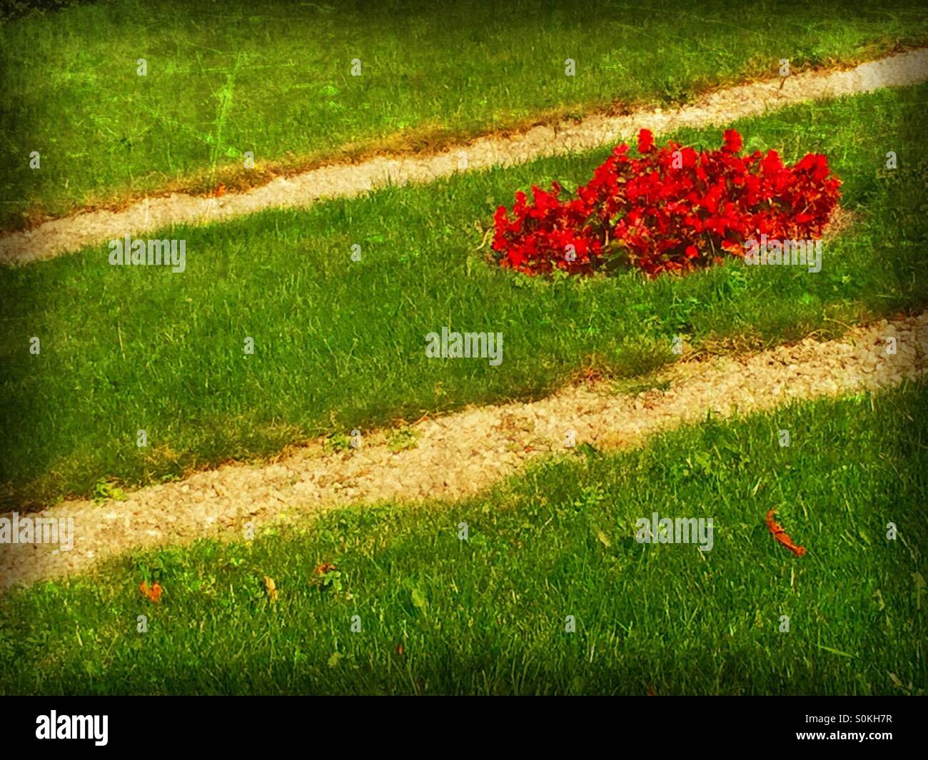 Two parallel lines hi-res stock photography and images - Alamy