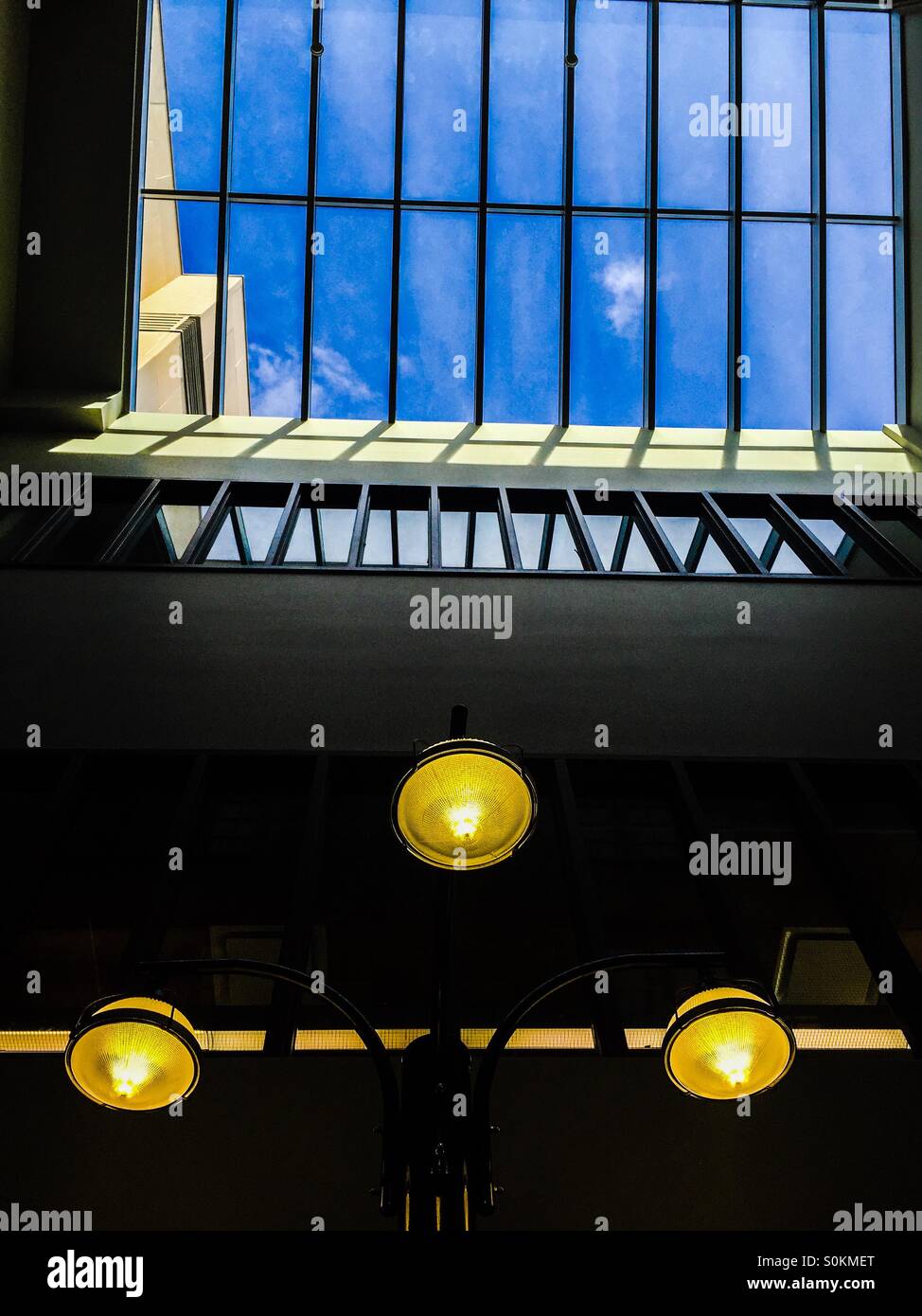 Three lights hi-res stock photography and images - Alamy