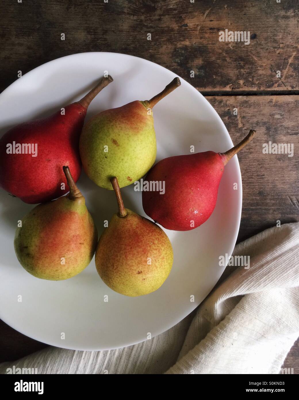 Fall harvest of pears hi-res stock photography and images - Alamy