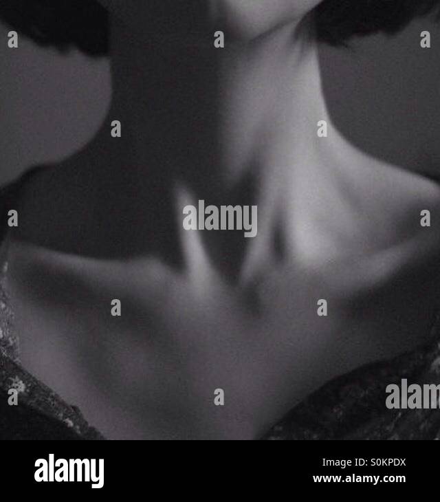 Collar bones hi-res stock photography and images - Alamy