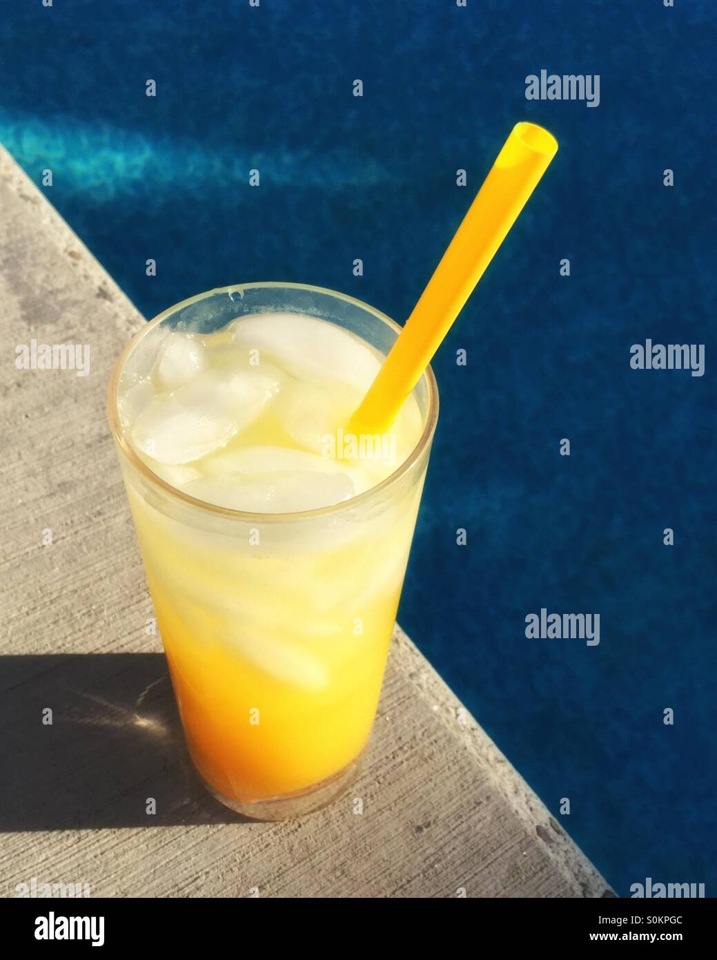 Icy drink hi-res stock photography and images - Alamy