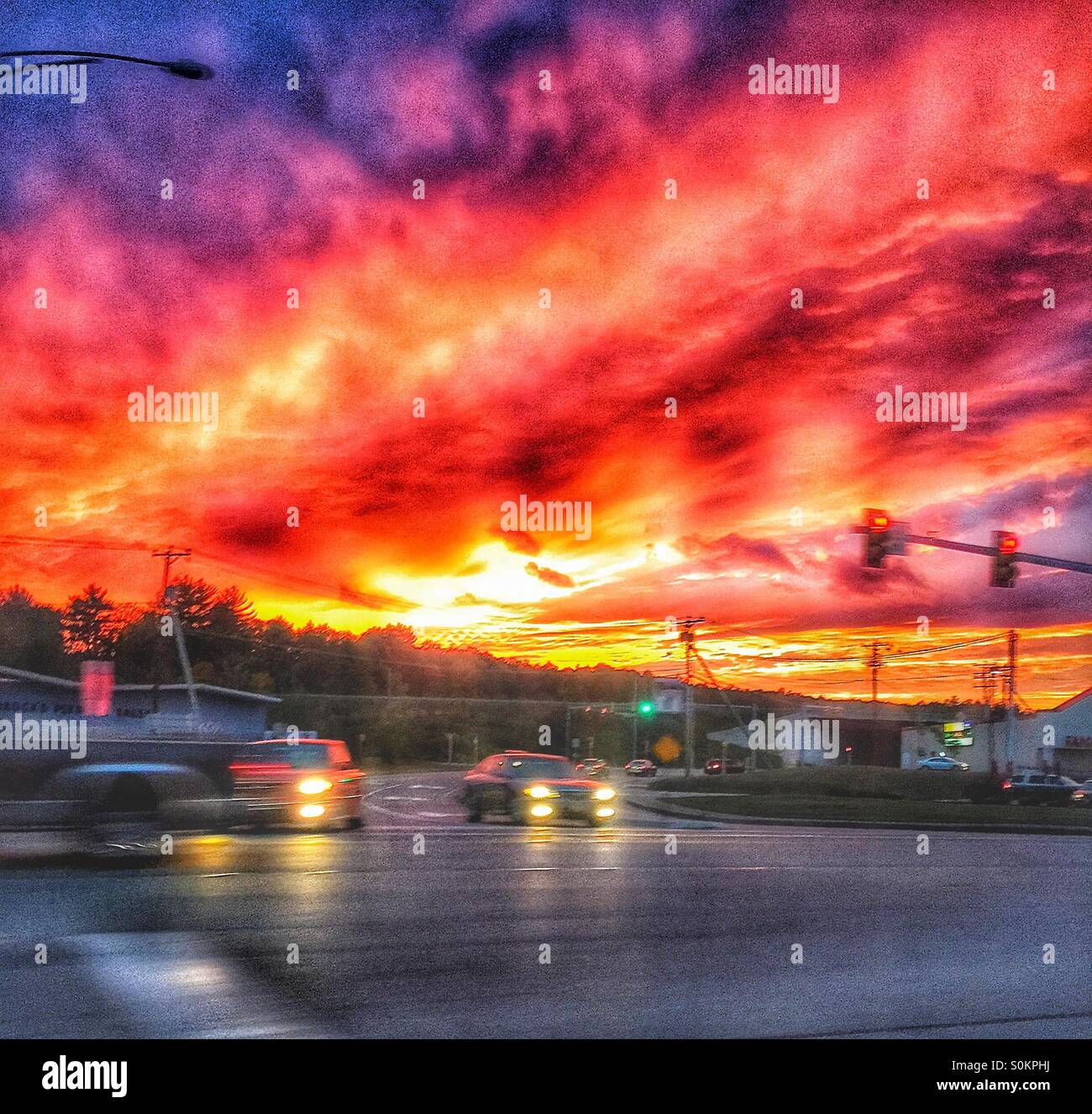 Rainbow road cars hi-res stock photography and images - Alamy