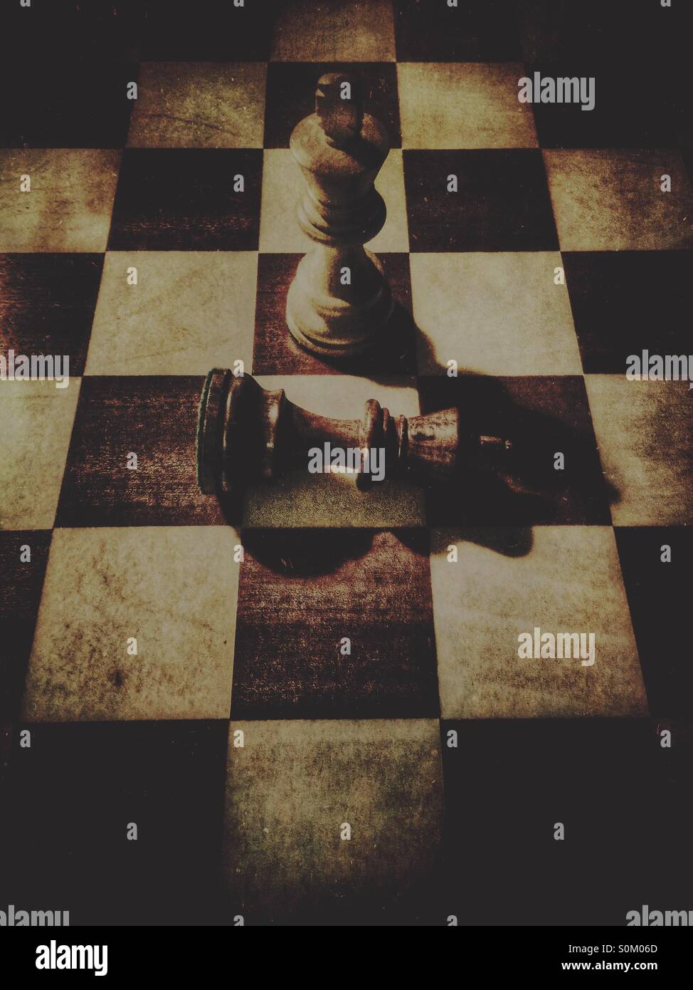 Defeated chess King Stock Photo - Alamy