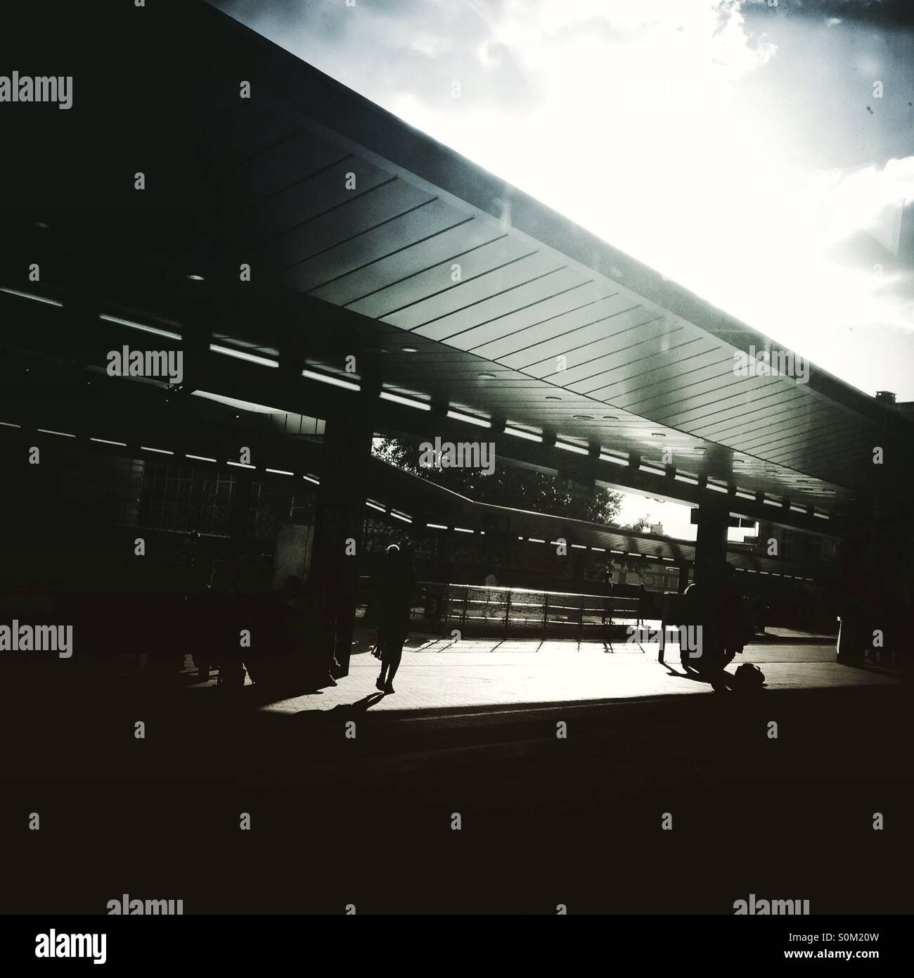 Train station silhouette dusk hi-res stock photography and images - Alamy