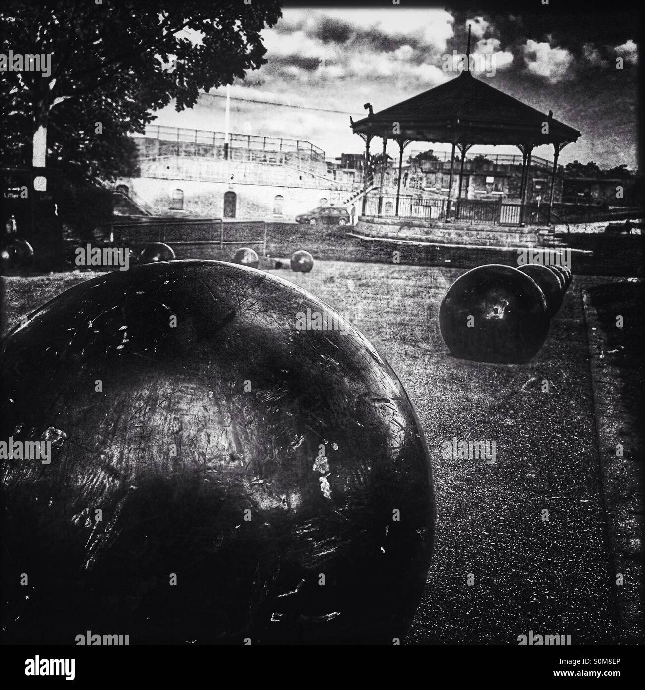 Round sculptures hi-res stock photography and images - Alamy