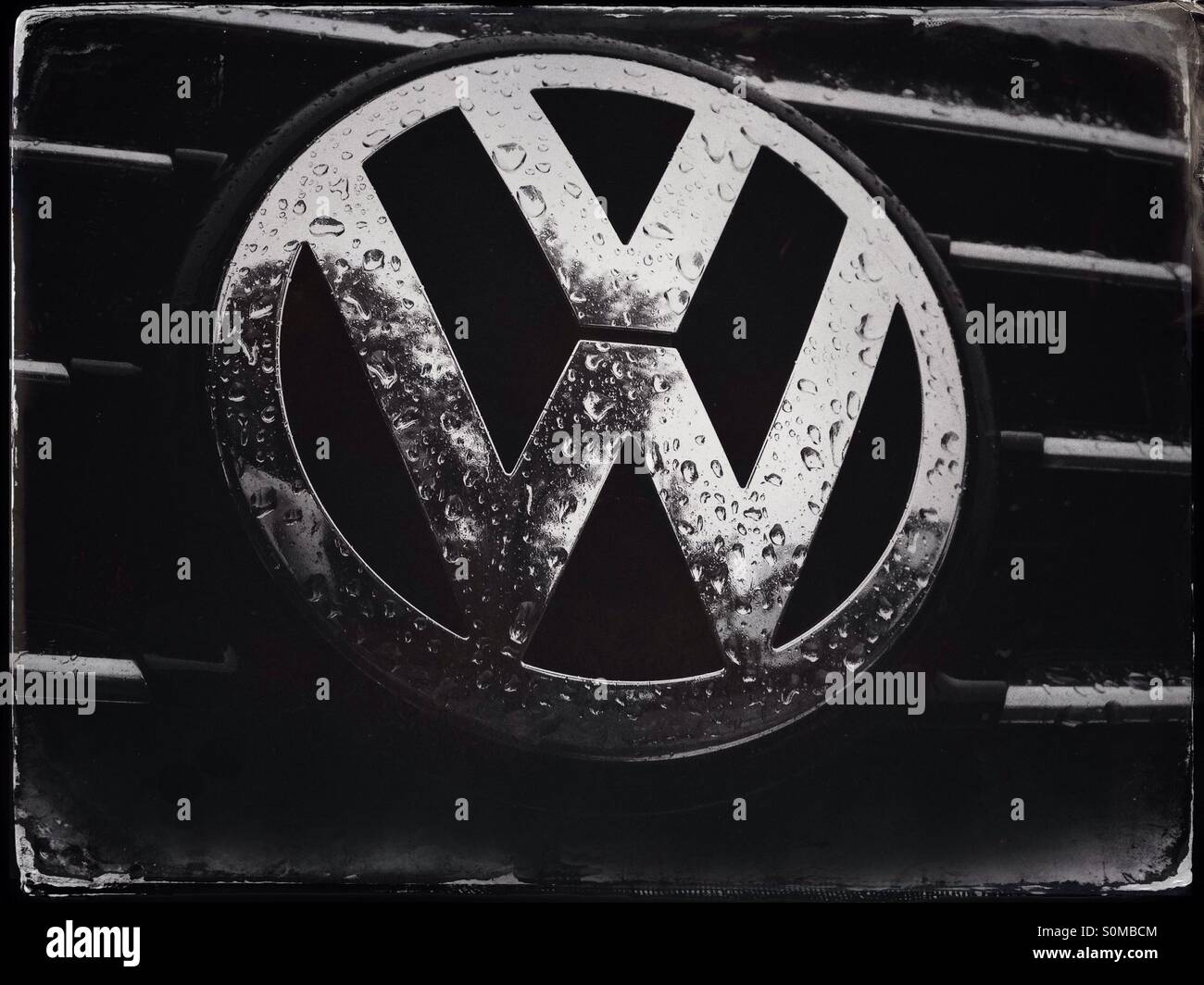 Vw logo hi-res stock photography and images - Alamy