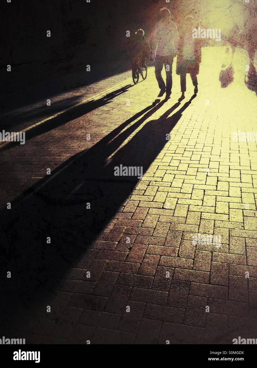 Shadow people walking hi-res stock photography and images - Alamy