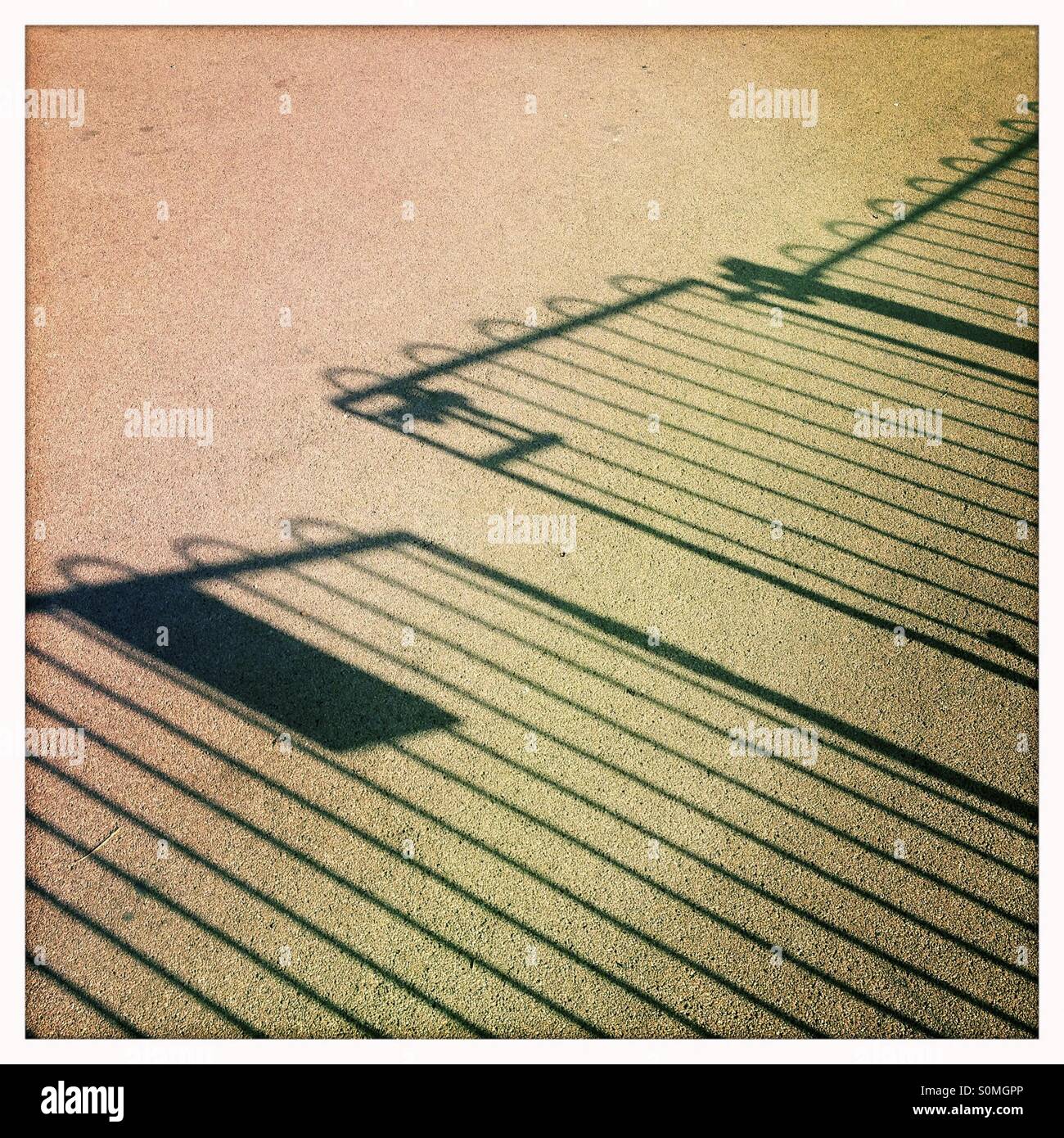 Silhouette lines hi-res stock photography and images - Alamy