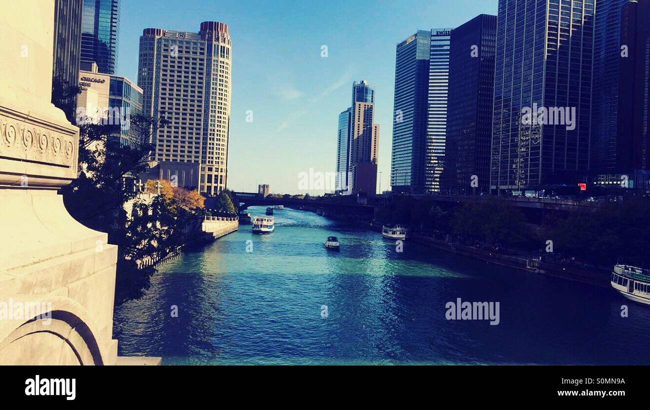 Chicago_river hi-res stock photography and images - Alamy