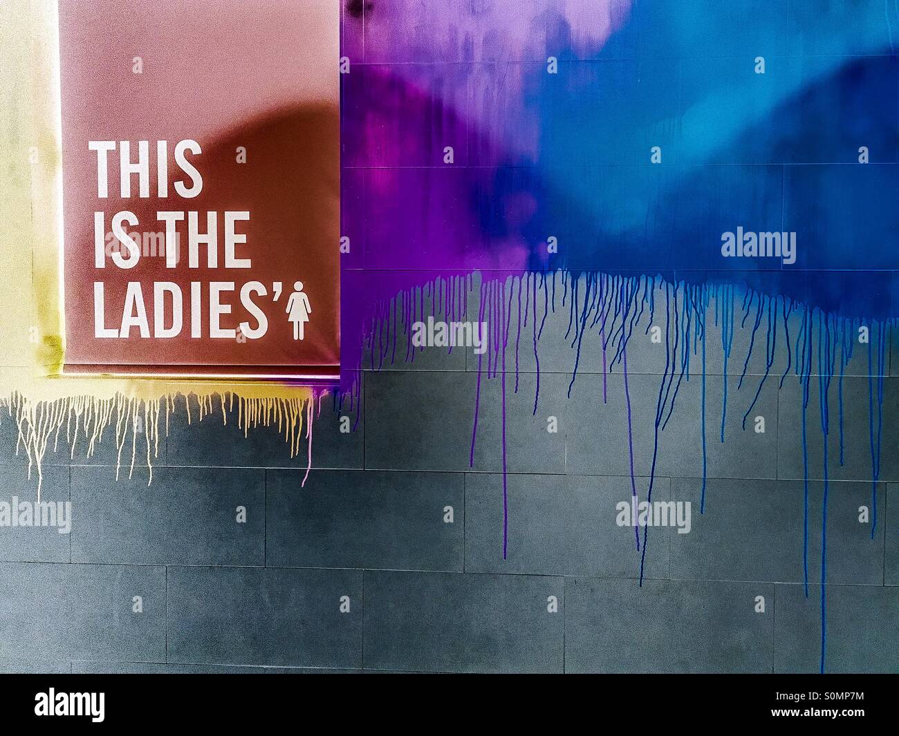 Graffiti toilet hi-res stock photography and images - Alamy
