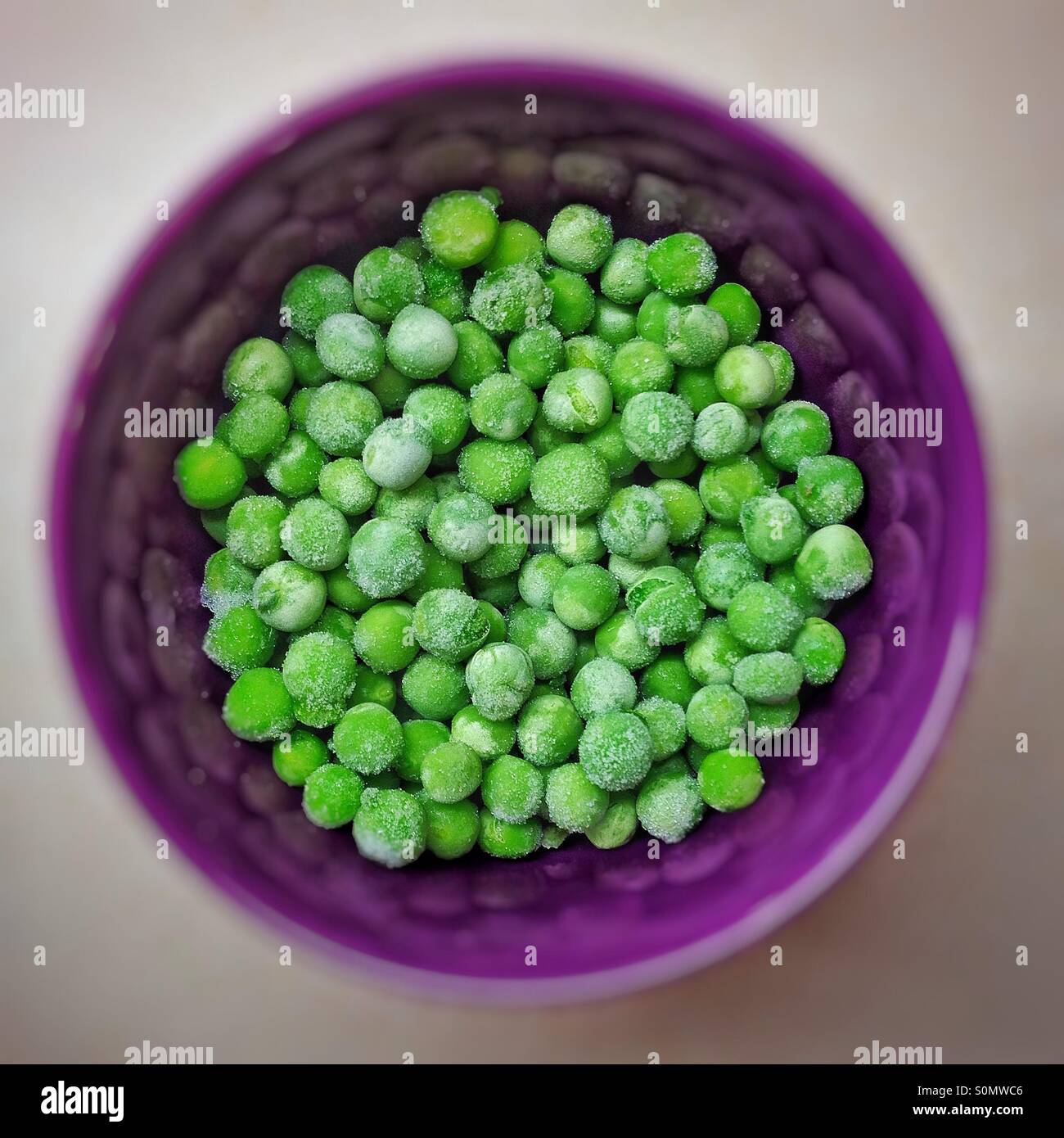 Frozen peas hi-res stock photography and images - Alamy