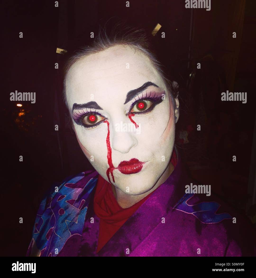The tears of the geisha Stock Photo - Alamy