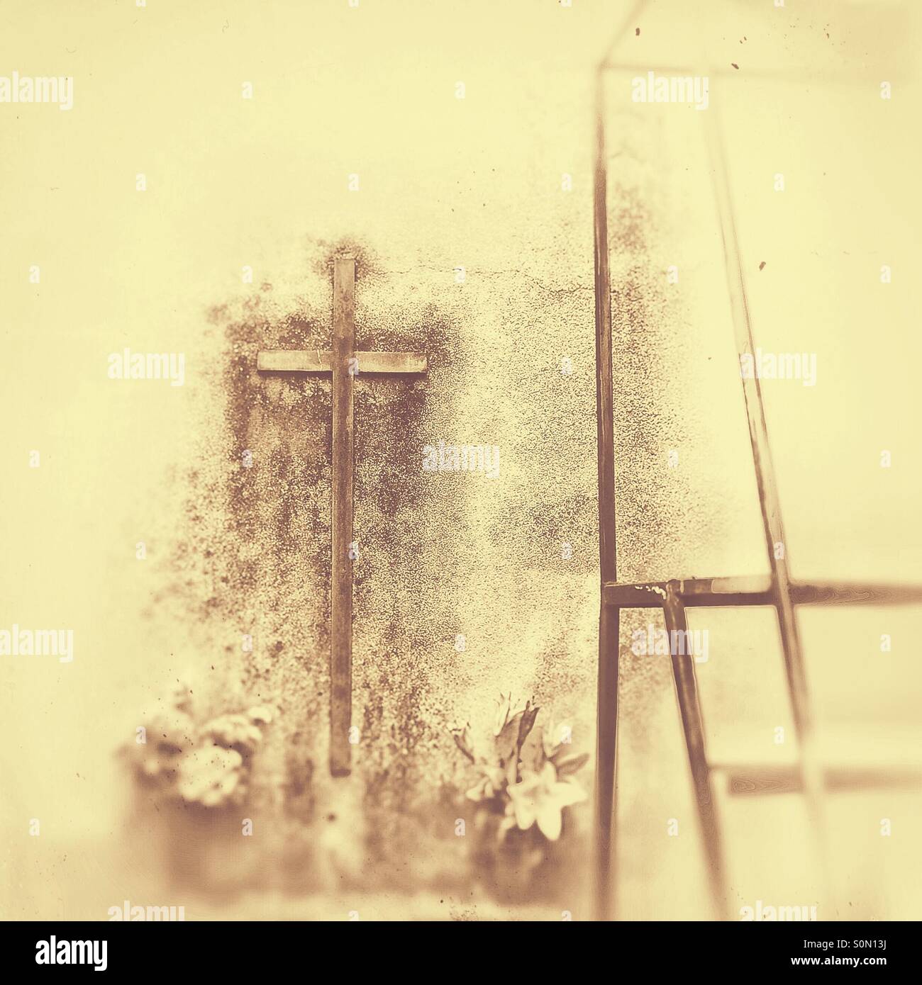 Retro cross hi-res stock photography and images - Alamy