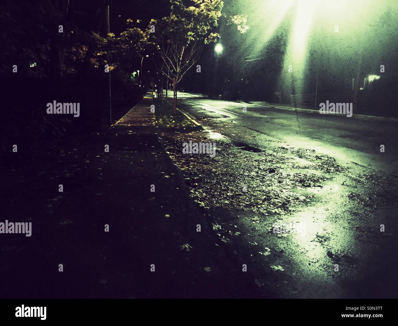 Suburban street night hi-res stock photography and images - Alamy