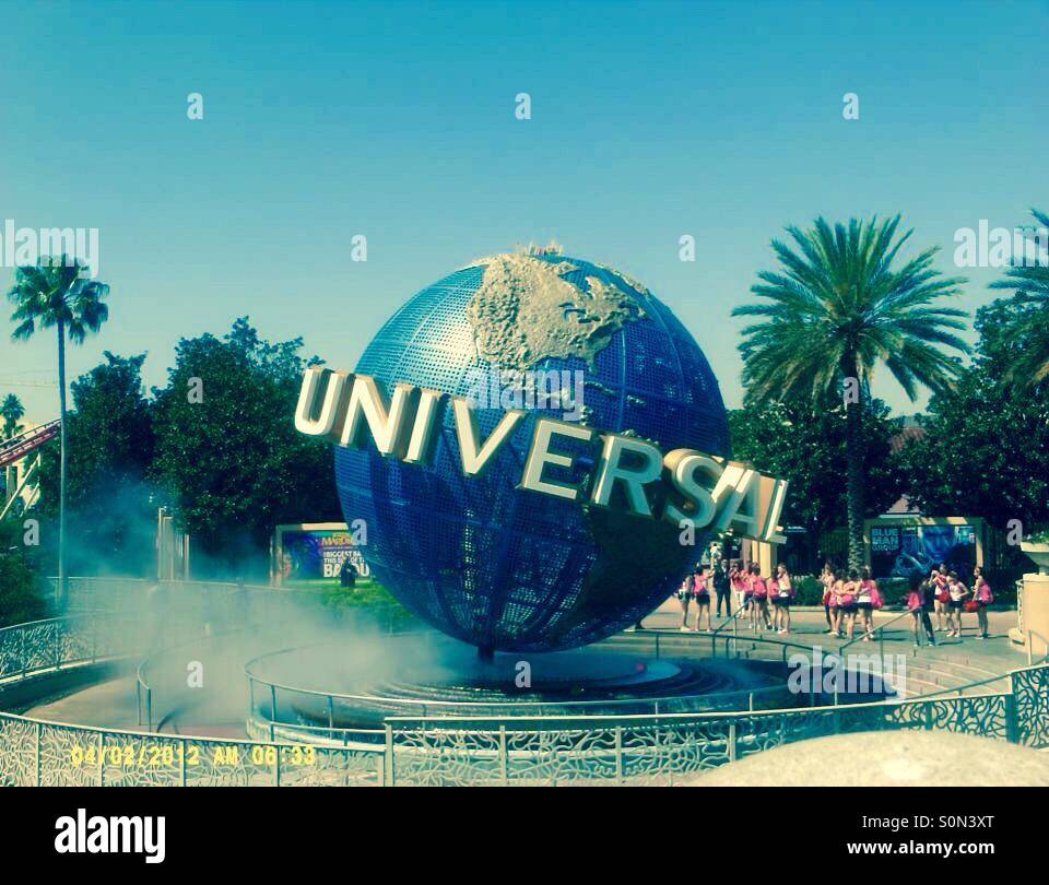 Universal studios globe universal city hi-res stock photography and ...