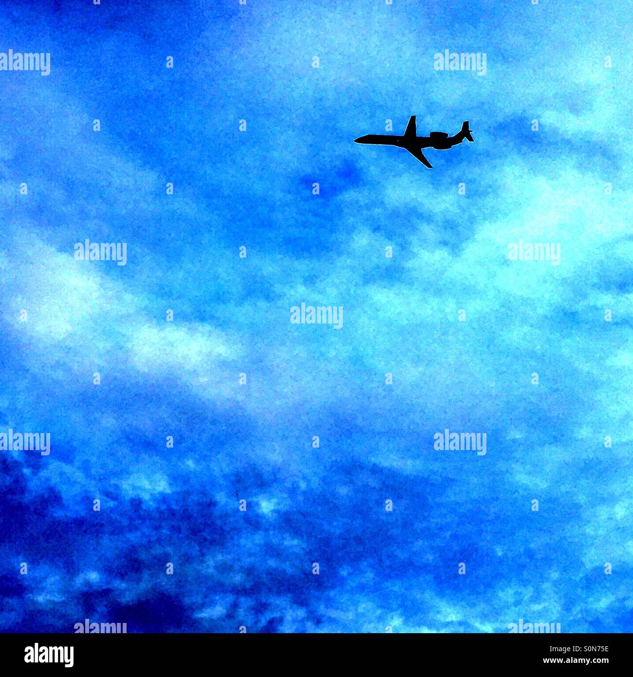 Turquoise sky hi-res stock photography and images - Alamy