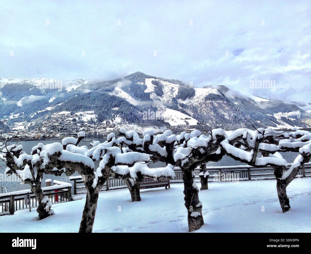 Zell am see skiing hi-res stock photography and images - Alamy