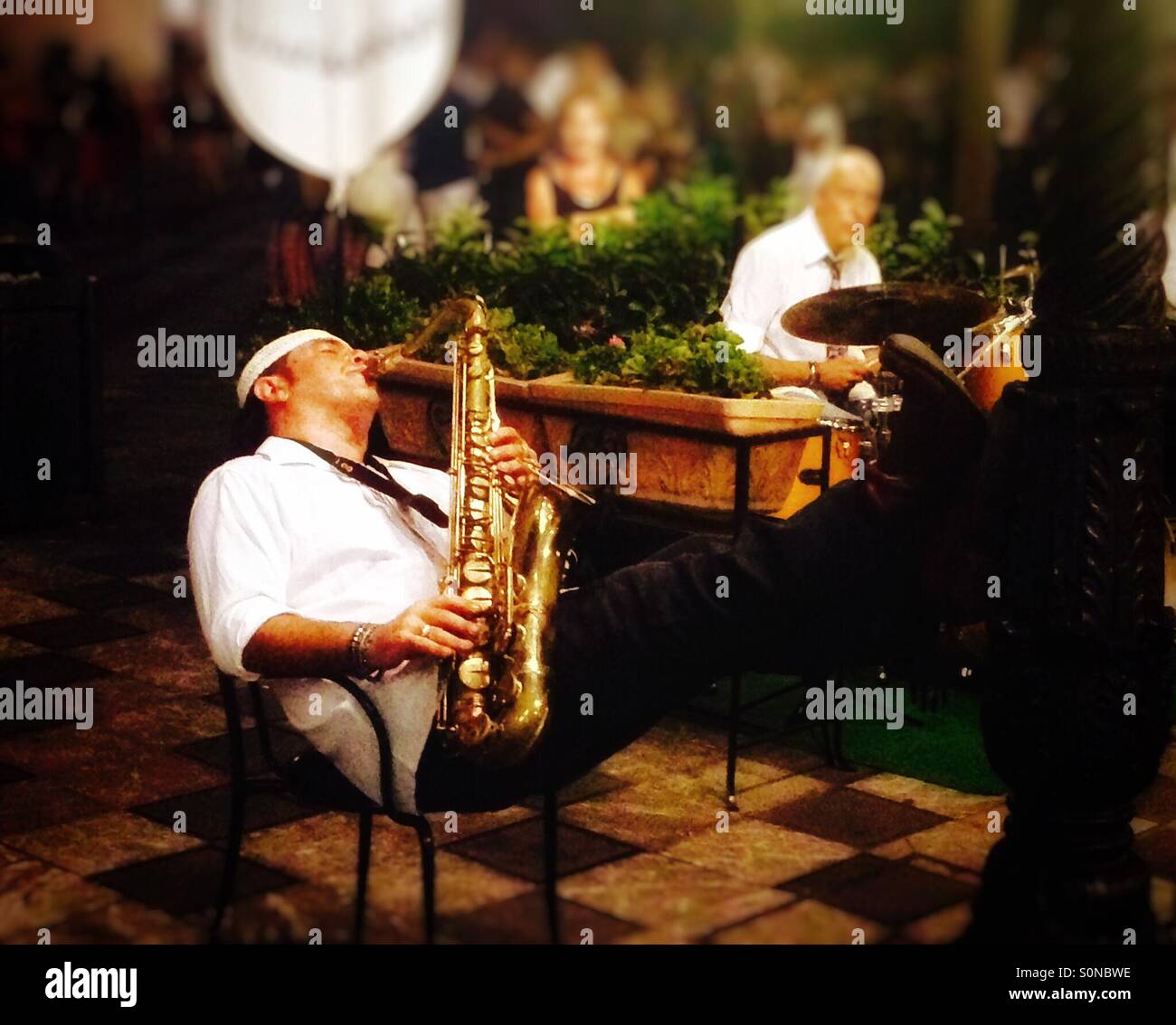 Sax player hi-res stock photography and images - Alamy