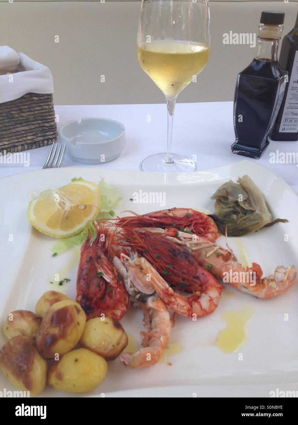 Capri seafood hi-res stock photography and images - Alamy