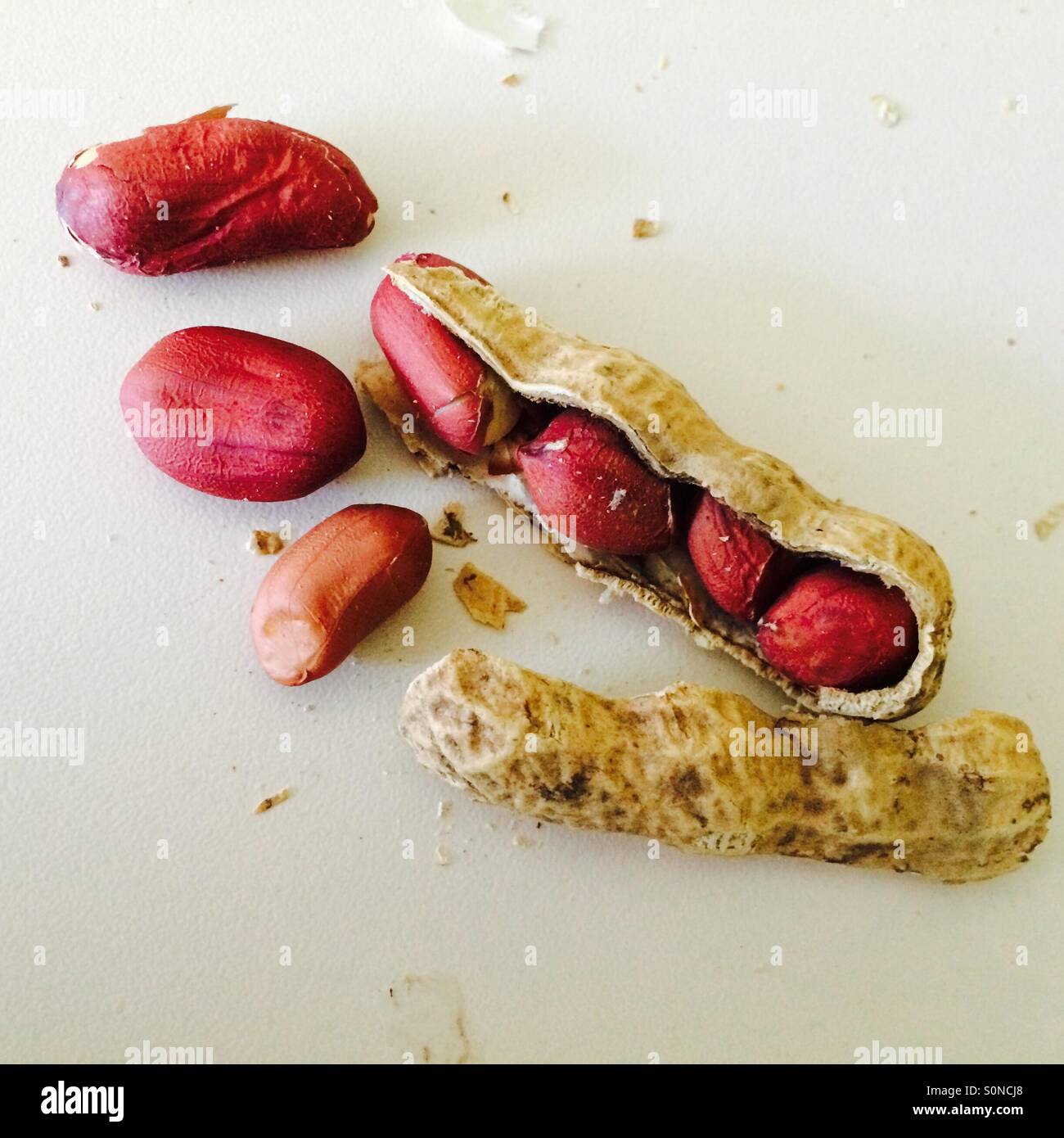 Small peanuts hi-res stock photography and images - Alamy