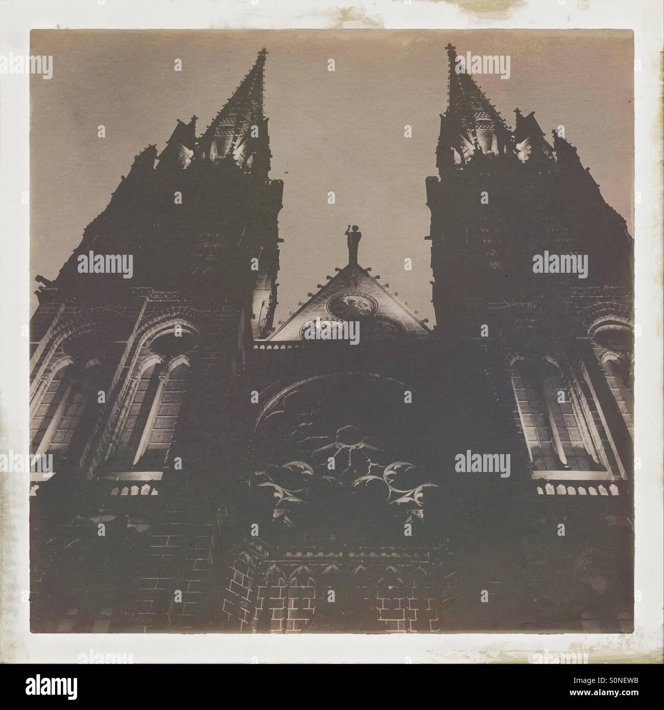 Church spooky exterior hi-res stock photography and images - Alamy