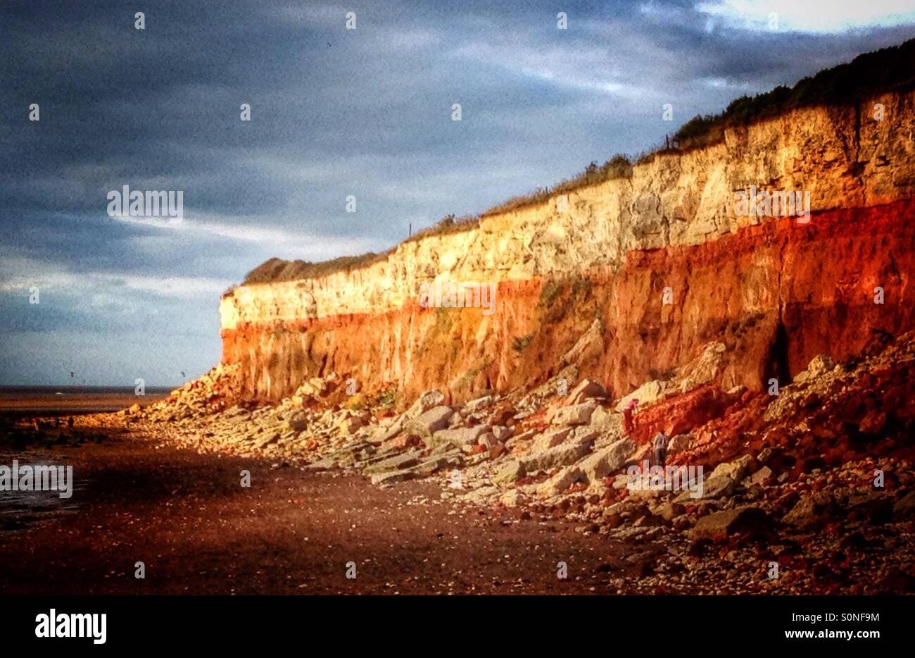 Hunstanton cliffs hi-res stock photography and images - Alamy