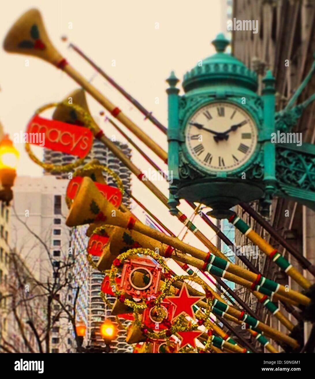Chicago Clock Stock Photos & Chicago Clock Stock Images - Alamy