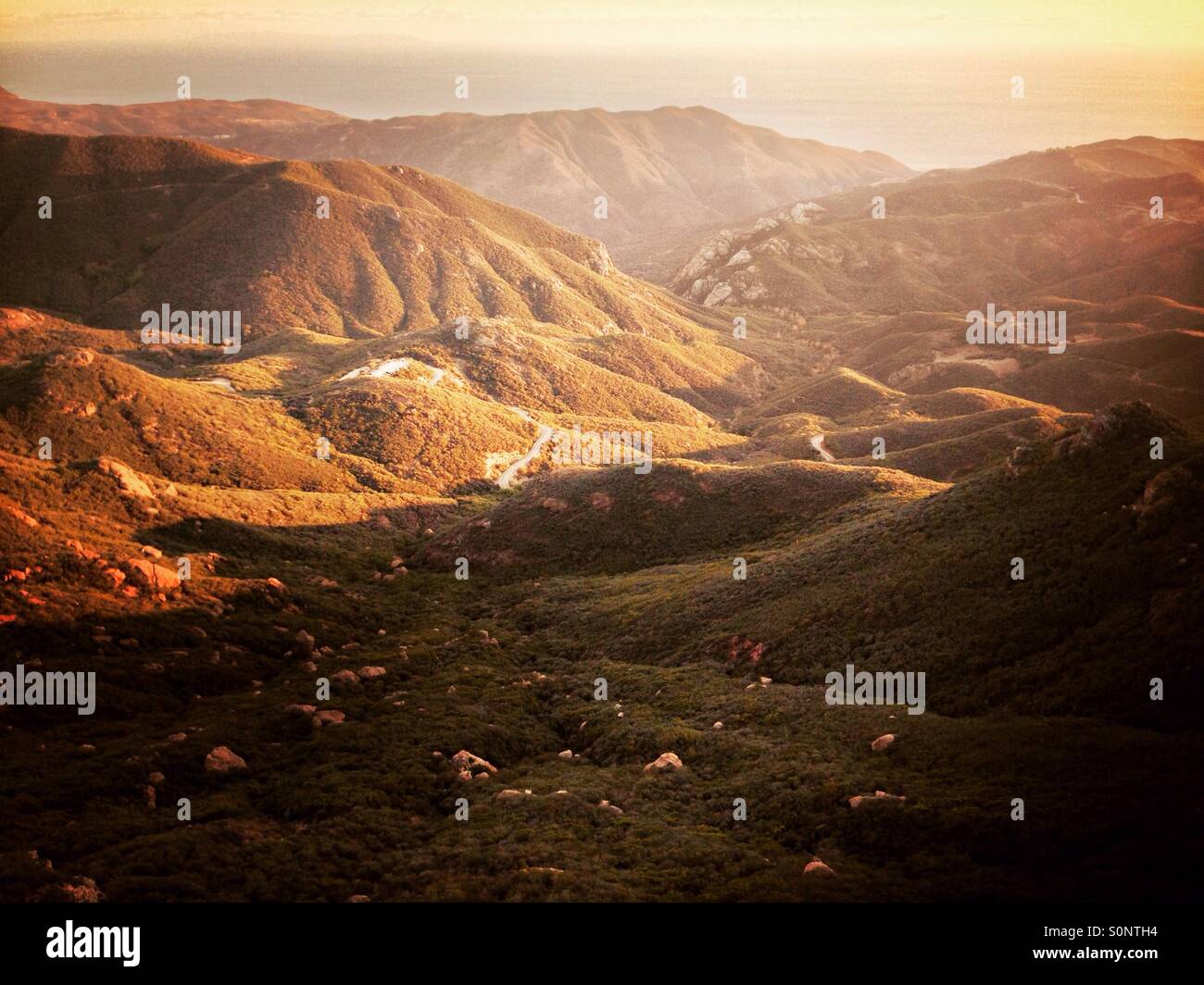 Santa monica mountains hi-res stock photography and images - Alamy