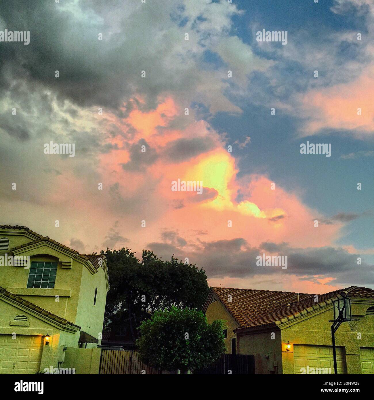 Between two houses hi-res stock photography and images - Alamy