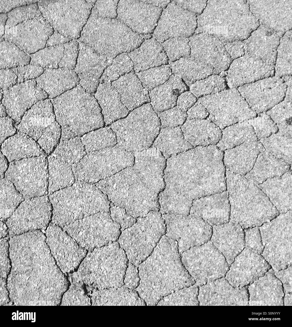 Dry pavement hi-res stock photography and images - Alamy