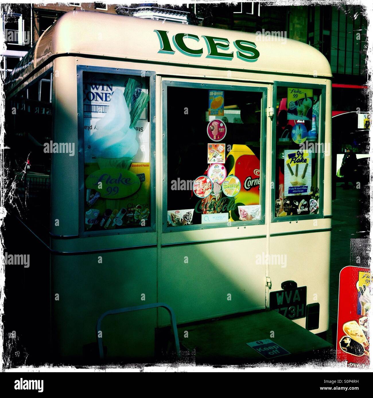 Scotland ice cream van hi-res stock photography and images - Alamy