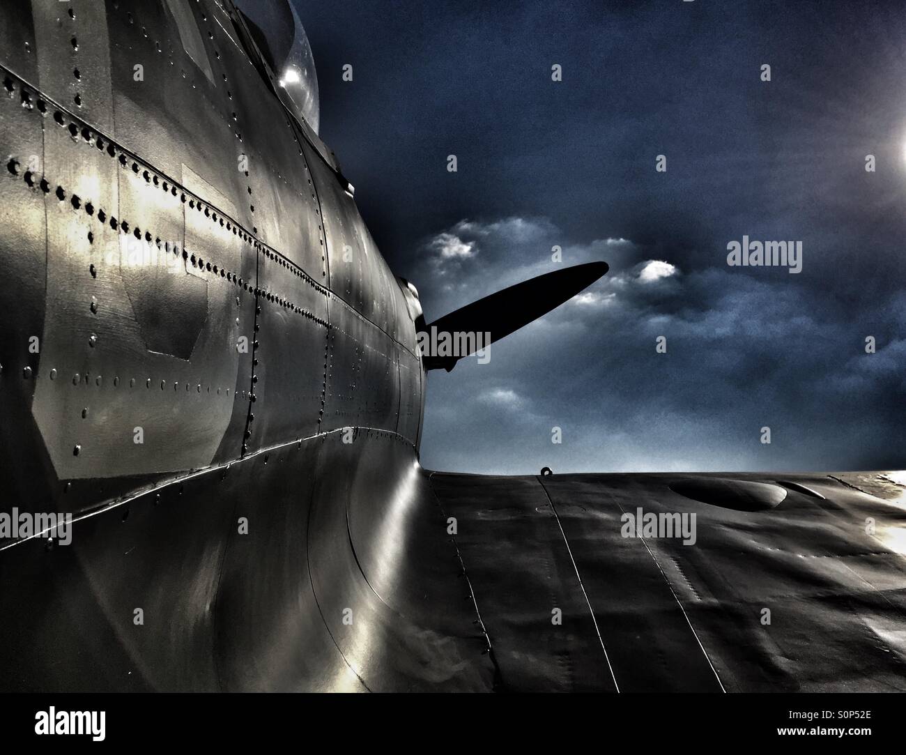 Spitfire ww2 hi-res stock photography and images - Alamy