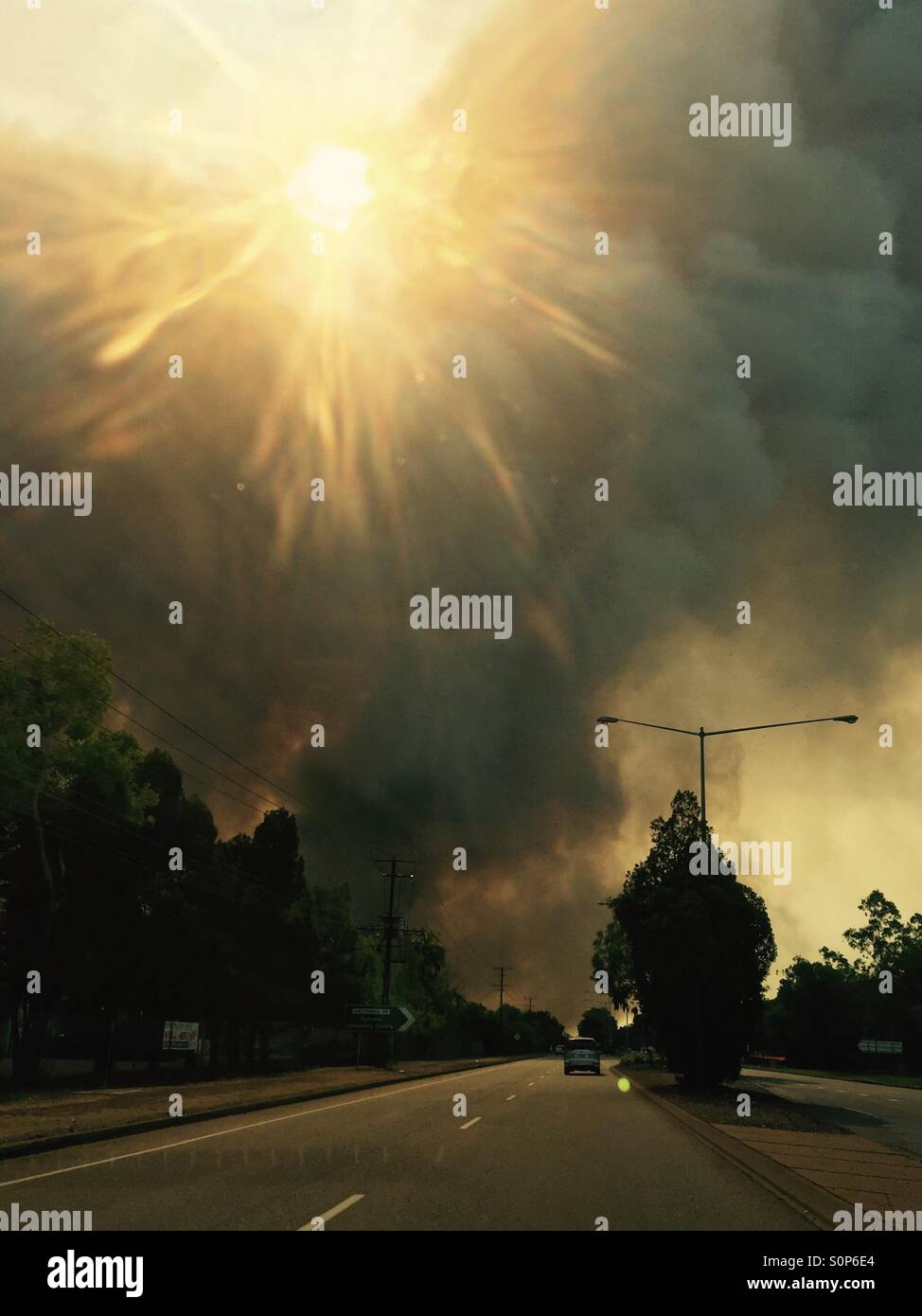 Smoke screen hi-res stock photography and images - Alamy