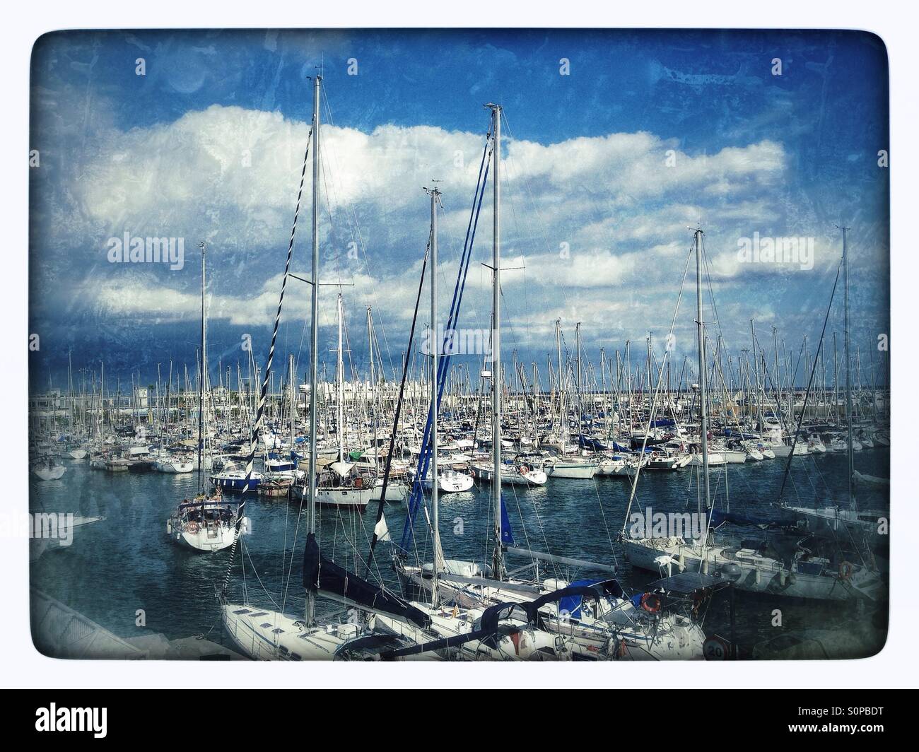 Harbor of barcelona hi-res stock photography and images - Alamy