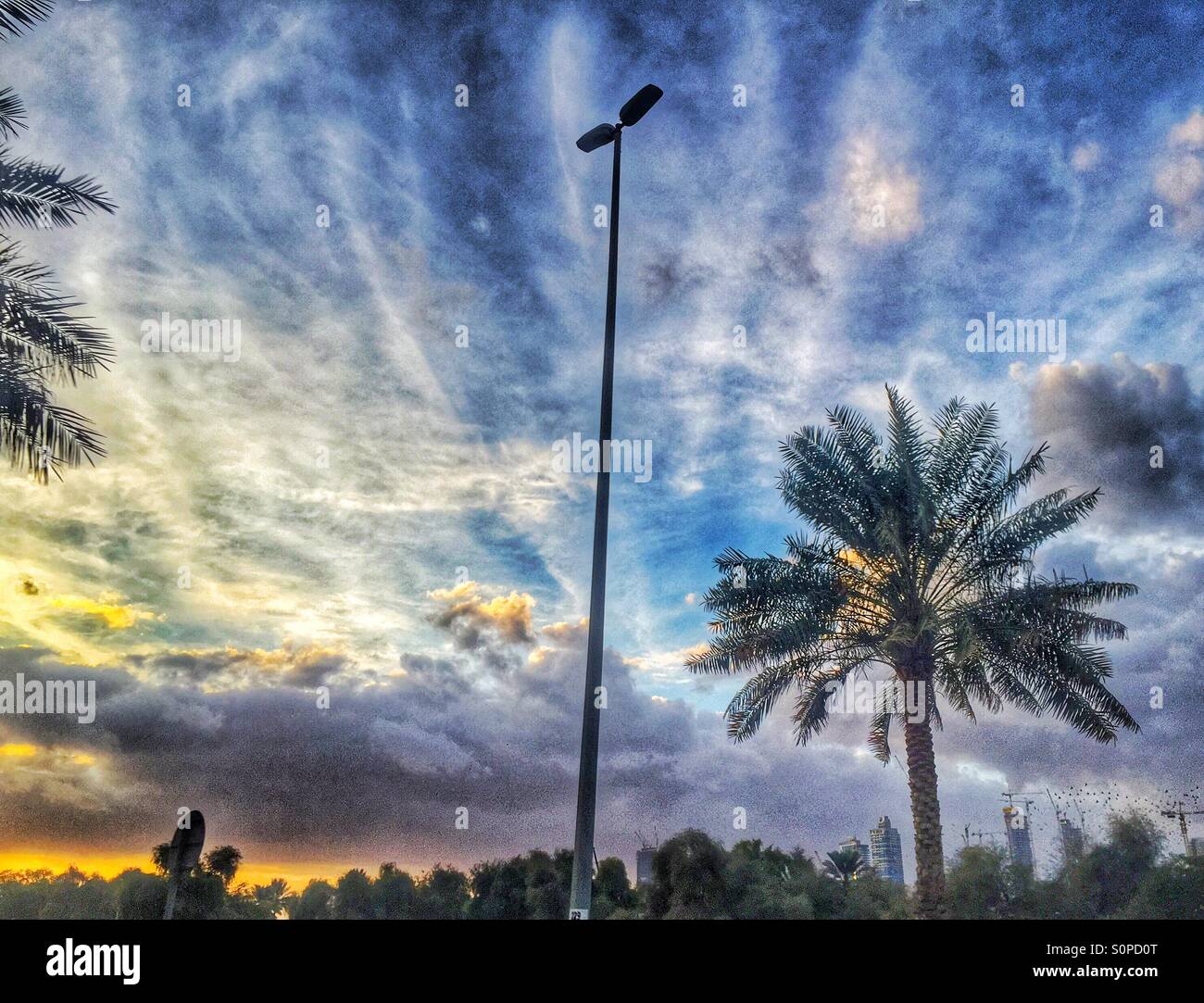 Overcast nature hi-res stock photography and images - Alamy