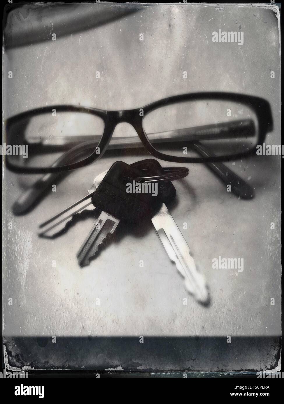 Keys and glasses Stock Photo - Alamy