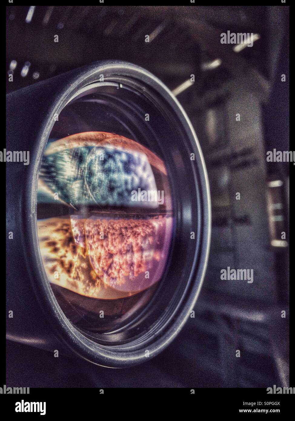 Lens scope hi-res stock photography and images - Alamy