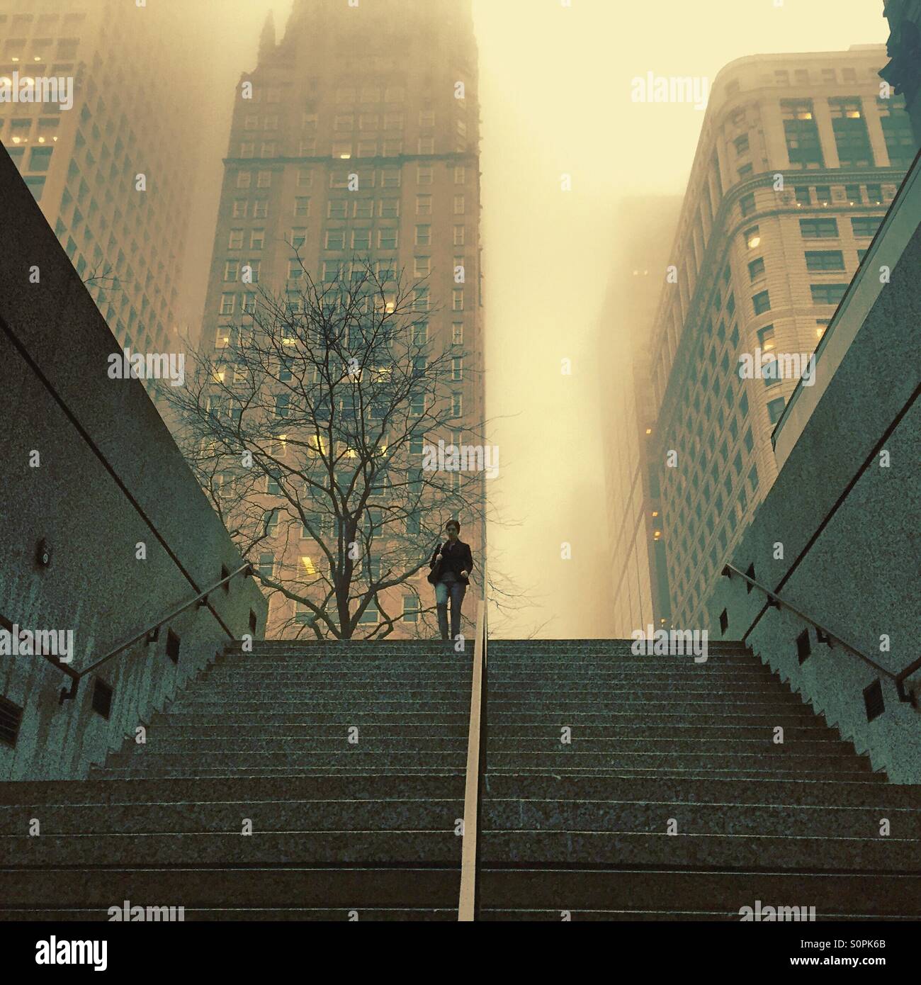 Foggy city atmosphere hi-res stock photography and images - Alamy