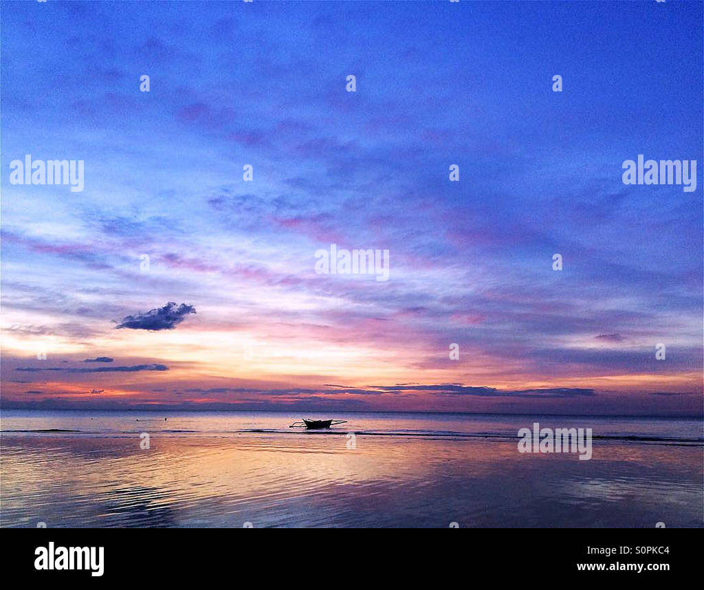 Reflection of beautiful sunset Stock Photo - Alamy