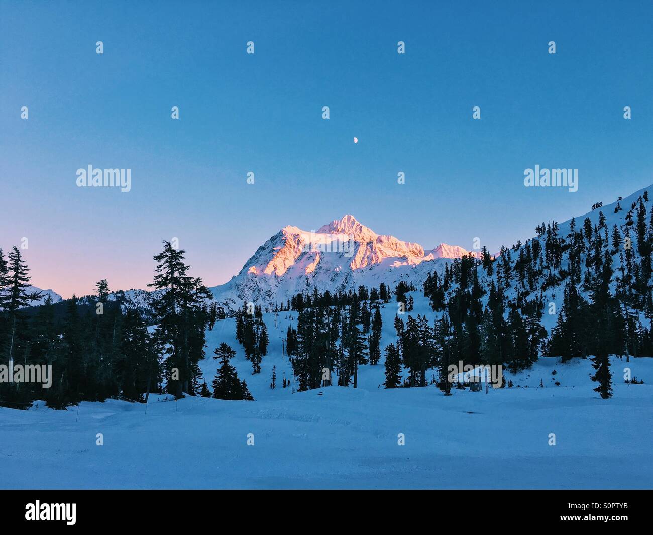 Pnw sunset hi-res stock photography and images - Alamy