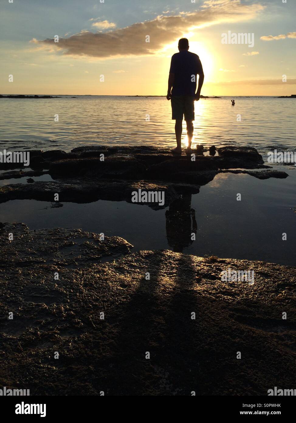 Man staring into distance hi-res stock photography and images - Alamy Man staring into distance hi-res stock photography and images - Alamy